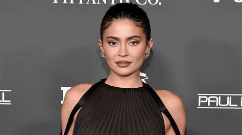 Kylie Jenner Shares Adorable Never Before Seen Videos Of Son Aire Iheart