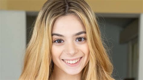 Molly Little The Actress With More Than 50 Thousand Fans On Twitter And That Started In 2022