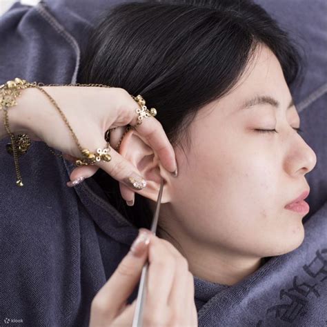 Taichung Baozhu Girl Ear Extraction And Ear Plucking Reservation
