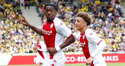 Monaco facile à la pause contre Nantes l OM sous pression
