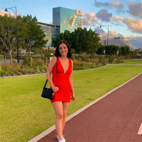 Irtr Red Dress R Irlgirls