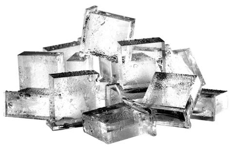 012 Ледогенератор за плътен кубичен лед 76кг 24ч