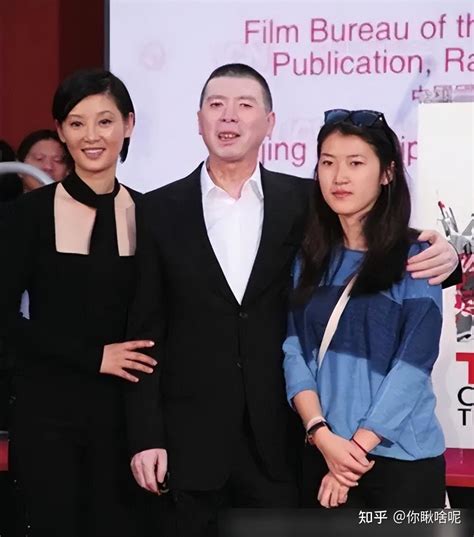 冯小刚的女儿冯思羽：在父母离婚的阴影里长大，33岁仍未婚 知乎