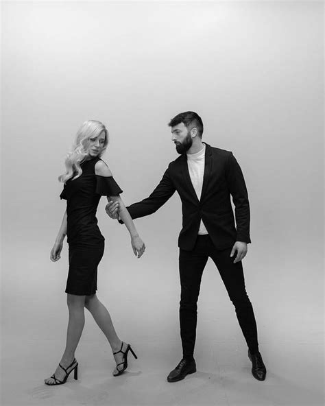 Tajnovitoj Djevojci U Spotu Teo Grčić Je Otkrio Svoje Pravo Lice 24sata