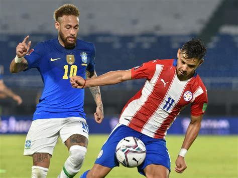 WM Qualifikation Brasilien Gewinnt Weiter Erneute Proteste In Kolumbien