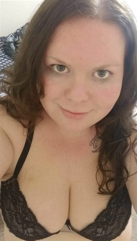 Hot Mom With Big Tits Looking Hot Thisiswrong88