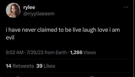 Discussion Below R Twinklet1tssnark