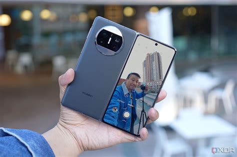 Huawei Mate X3 Review Impeccable Hardware For Enthusiasts Only