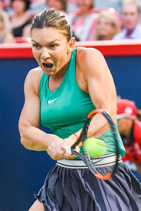 Simona Halep Simona Halep câștigă prima înfruntare contra Biancăi