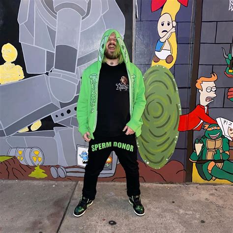 Lil Aaron Outfit From December 12 2021 Whats On The Star