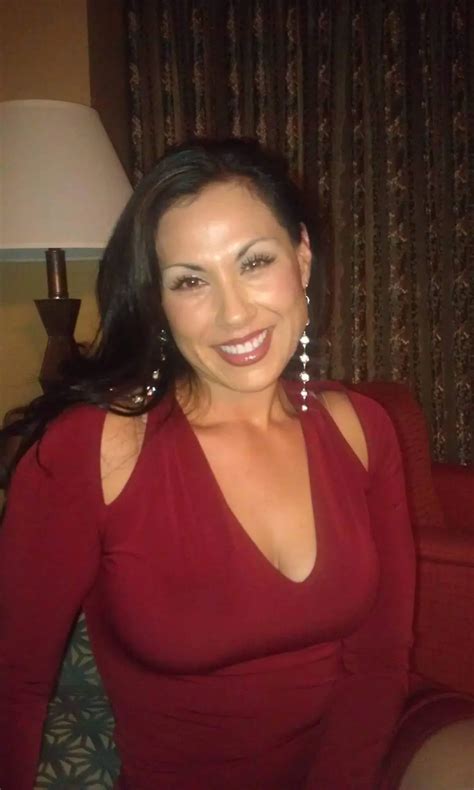 I Want To Fuck My Mom Bad Rate Her And Tell Me What Youd Do To Her Scrolller