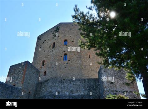 Village And Rocca Malatestiana Hi Res Stock Photography And Images Alamy
