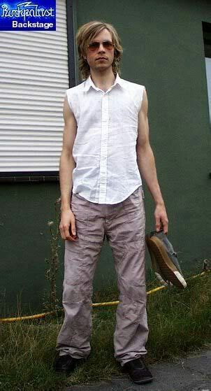 Pin By Christina Schmitz On Beck Hansen Beck Singer Beck Singer