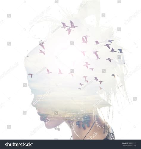 Womans Head Birds Flying Double Exposure Foto Stock 322022111