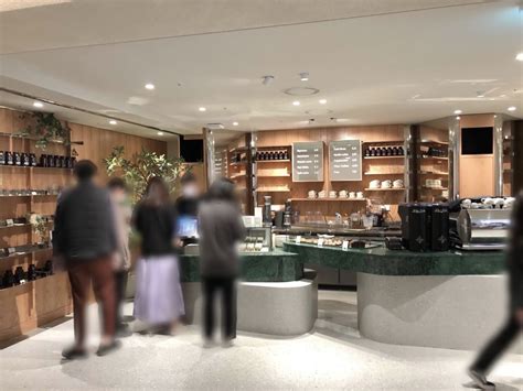 명동에 있는『롯데백화점 본점』에서『bonanza Coffee 명동점보난자 커피』가 에 오픈한대 중구통신