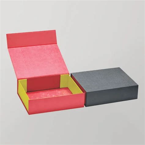 Custom Luxury Class Rigid Boxes Wholesale Colourx