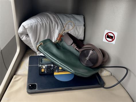 Tính năng copy settings từ hình này sang hình và video khác trên iPhone và MacBook rất hữu ích