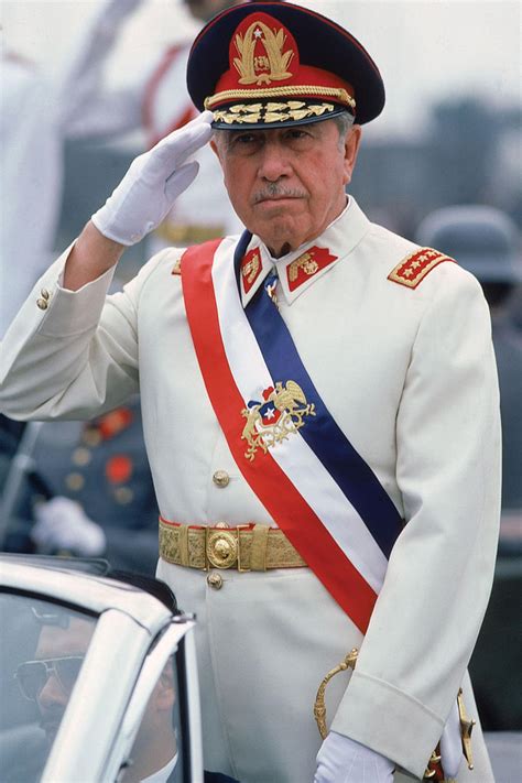 Augusto Pinochet Kimdir Hayatı Ve Resimleri