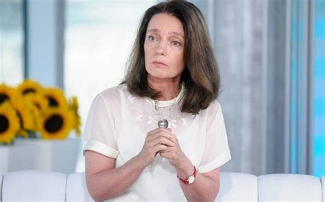 Barbara Sienkiewicz Aktorka w wieku 60 lat została mamą Jak żyje dziś
