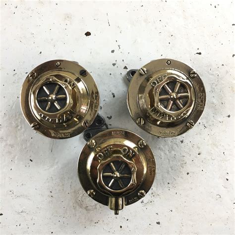 Onoff Niphan Vintage Brass Light Switch Mayfly Vintage