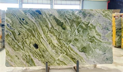 Dreaming Green Marble Funshinestone