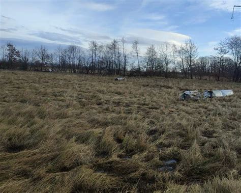 На Львівщині в одному зі сіл виявили уламки ракети яка не здетонувала