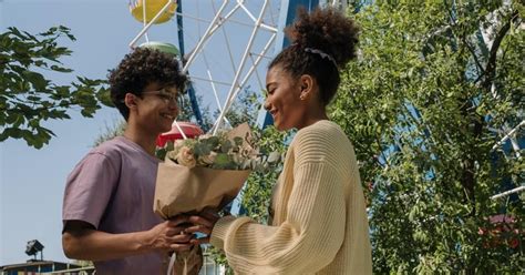 Online Dating Tips For Introverts POPSUGAR Love Sex