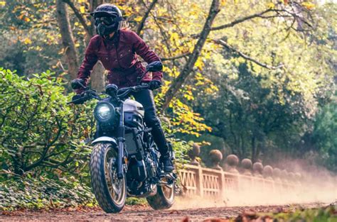 Yamaha Debuts An Xsr700 Scrambler At Eicma 2022 Motodeal
