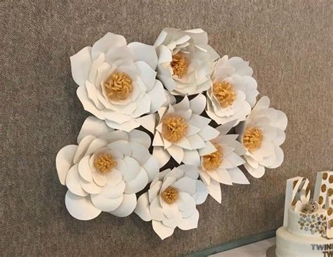Decoraci N De Flores De Papel Etsy Espa A Paper Flowers Paper Flower Backdrop Flower