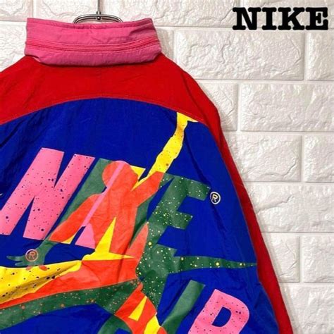 絶大な人気を誇る ジョーダンロゴ★ナイキnikeナイロンジャケット 良配色 ジャンプマン デカロゴ