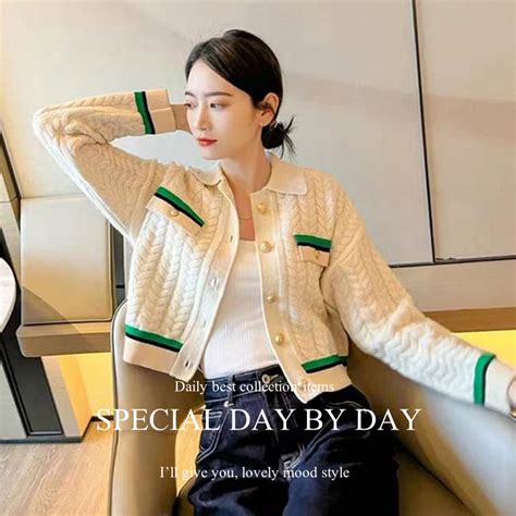 데일리나인 [무료배송]dn9ne 여성 아이보리 금장단추 포인트 꽈배기 숏 가디건 캐쥬얼