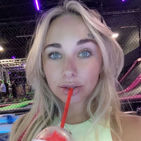 Macy Nicole Macynwalker Snapchat Stories Spotlight And Lenses