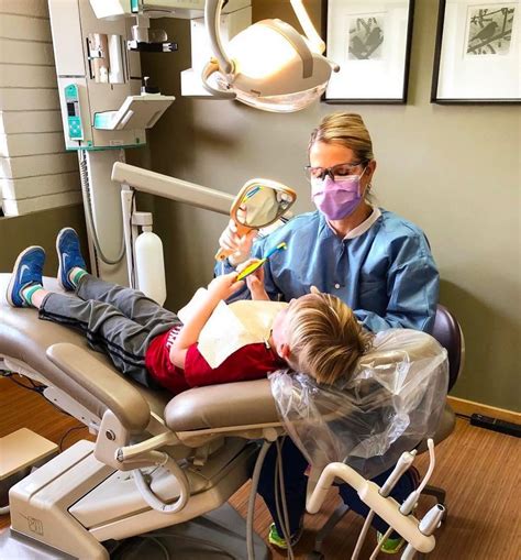 Caren Hull Dds