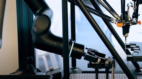 Kinova Link 6 Modular Collaborative Robot Arm With Visual Programming
