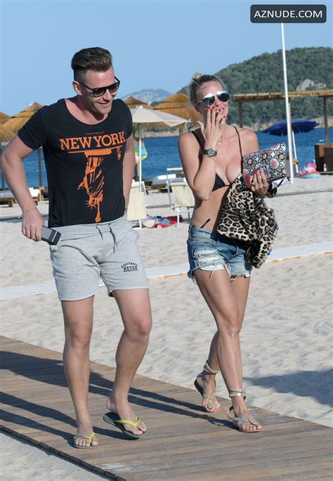 Ilary Blasi Nude Aznude