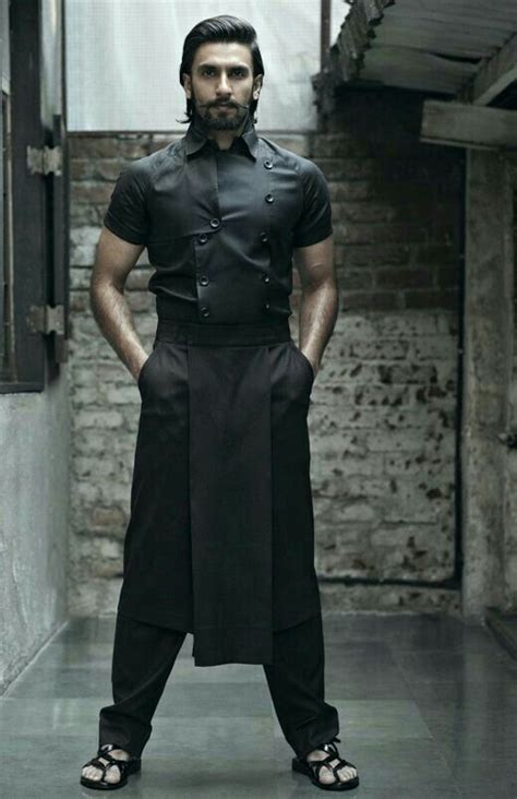 Pin By Kohansi Arela On Style For Man Ranveer Singh Indian Men