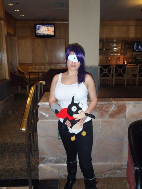 Futurama Leela Cosplay And Nibbler By Phoenixforce85 On Deviantart