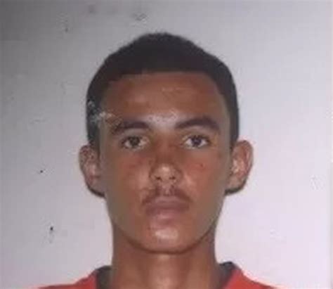 Homem é Morto A Tiros Após Discussão Em Praça De Panelas Três