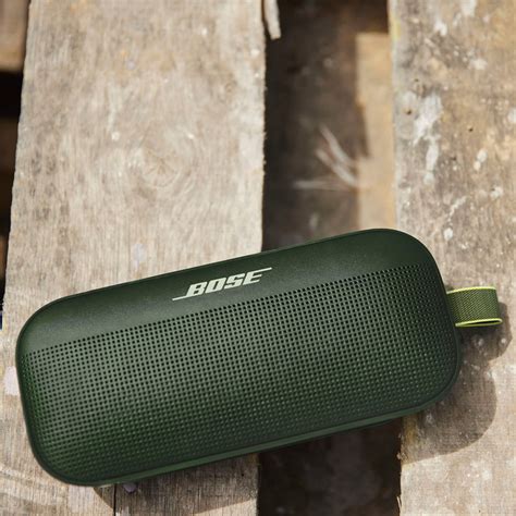 Bose Soundlink Max Portable Bluetooth Speaker Vs Bose Soundlink Flex