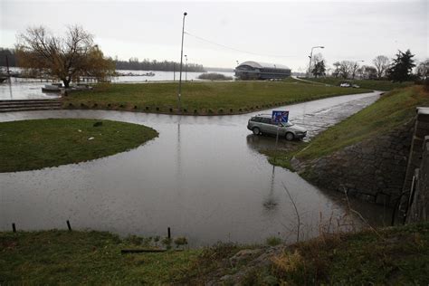 Da li Beogradu prete poplave Nivo Dunava porastao na 2 kritične tačke