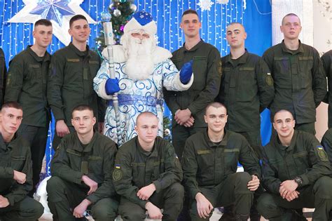 Гостями новорічної феєрії стали військовослужбовці 1 ої Президентської