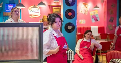 How To Apply For A Job At Karens Diner The Uks Rudest Restaurant