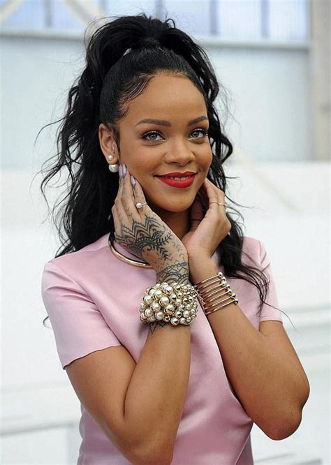 La Portada Del Nuevo Disco De Rihanna FMDOS