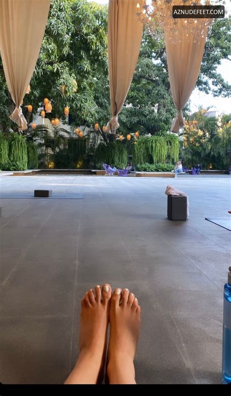 Charyl ChacÓn Feet Aznudefeet