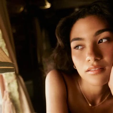 Olivia Dean Is The New Global Brand Partner Of Hourglass Cosmetics