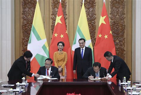 李克强会见缅甸国务资政昂山素季图片新闻中国政府网