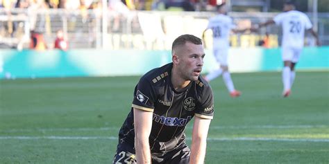 Fußball SpVgg Bayreuth verliert nach Führung in Köln mit