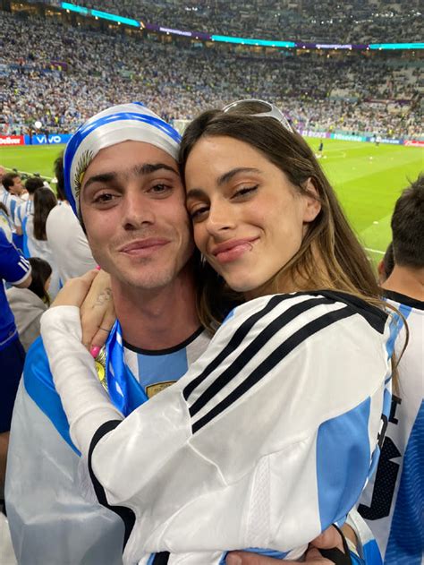 La Prueba Que Demuestra Que Tini Stoessel Y Rodrigo De Paul Siguen