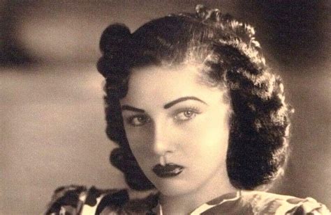 سفر در زمان؛ فوزیه در کنار محمدرضا پهلوی و محمدعلی فروغی؛ سال 1320