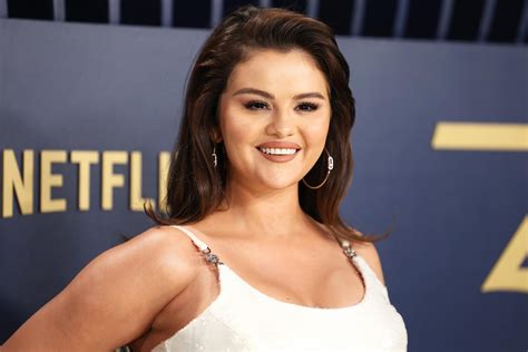 Selena Gomez Age Selena Gomez Revealed Perfect Age For Dating